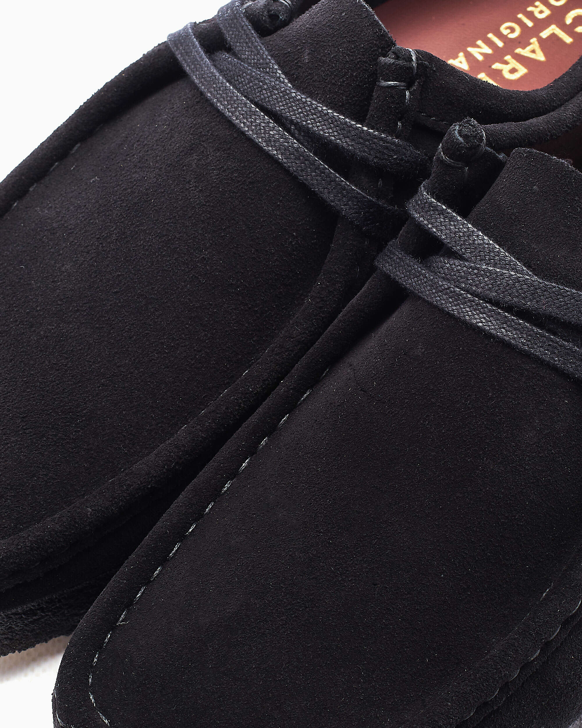 clarks wallabees black