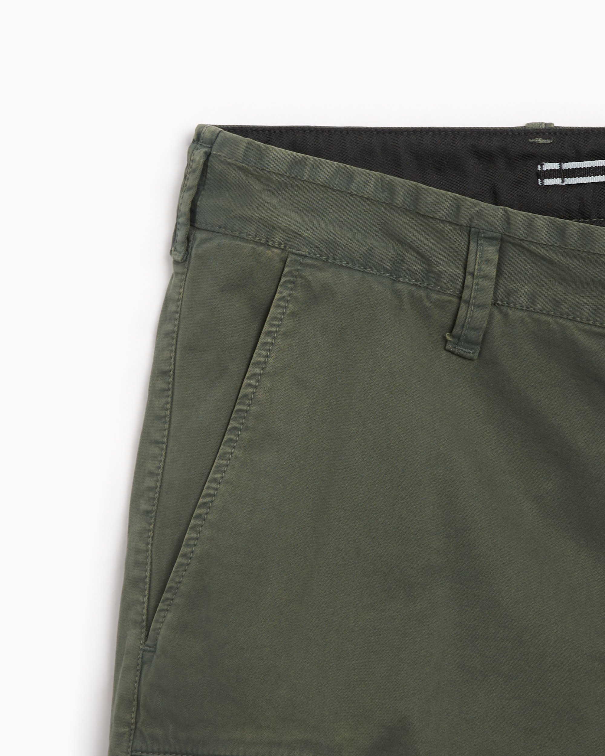 Stone Island Men's Old Effect Skinny Cargo Pants Green 801530604-V0159| Buy Online at FOOTDISTRICT