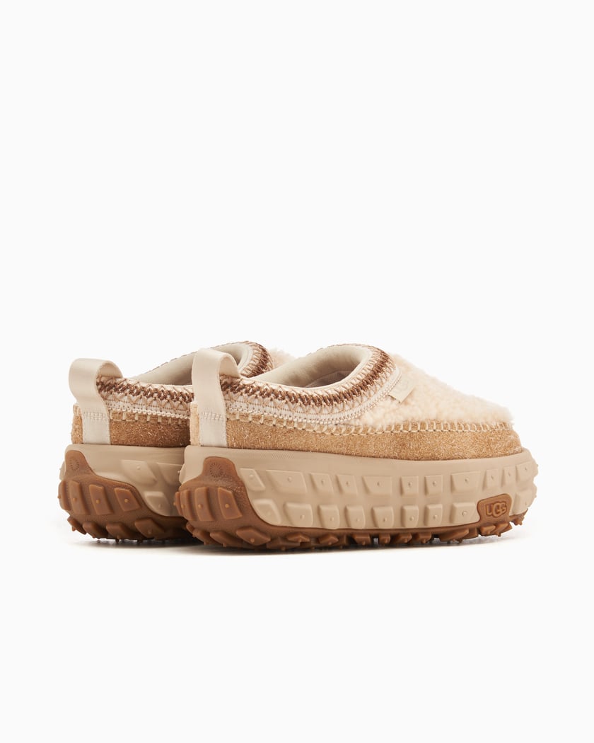 UGG® Women's Venture Daze Cozy Brown 1163350-NAT | FOOTDISTRICT UGG® Women's Venture Daze Cozy Brown 1163350-NAT | FOOTDISTRICT