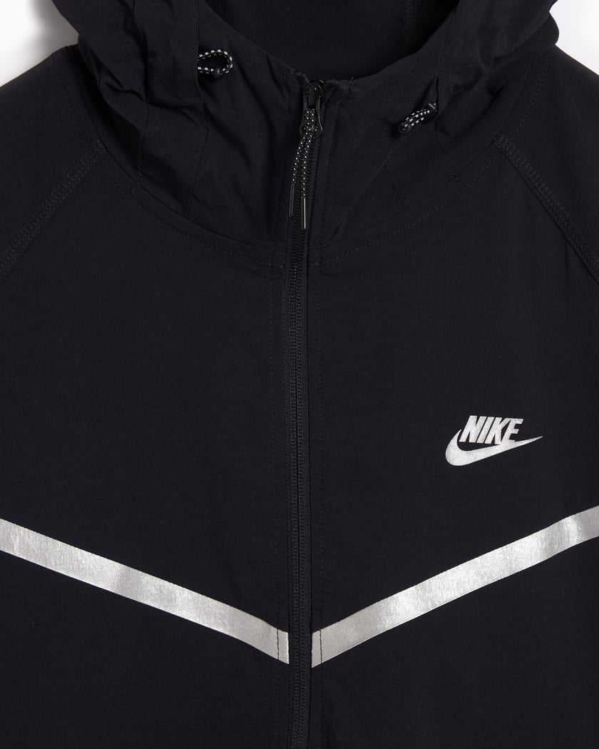 nike windrunner men's