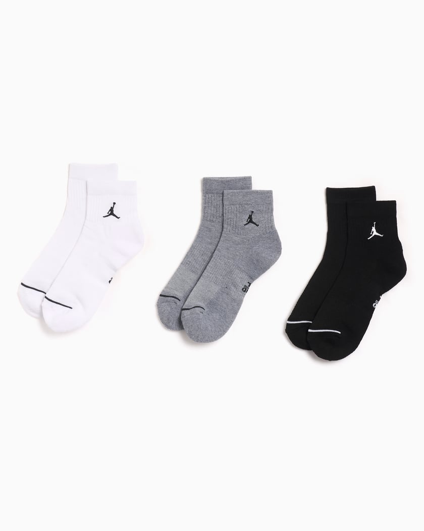Jordan Everyday Unisex Sport Socks (3 Pack) Unisex Socks Black, Gray ...