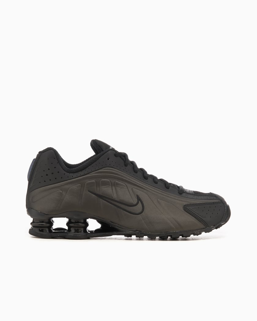 Nike Shox R4 Negro HQ1988-001 | FOOTDISTRICT