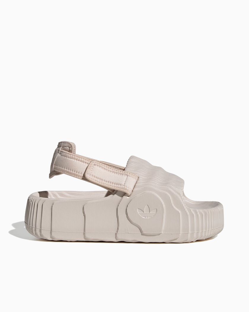adidas Originals Women's Adilette 22 XLG Bege IE5651 | FOOTDISTRICT